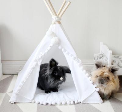 China Natuurlijk Katoenen Konijn Bunny House Diy Bunny Teepee met Pom Pom Pad Te koop