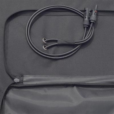 China 156.75mmx156.75mm Células Bolsa solar plegable de 100W con salida USB MC4 y diseño portátil en venta