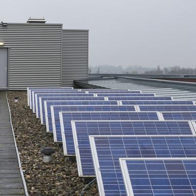 Cina BIPV pannello solare monocristallino a metà taglio 440W 9BB 144 celle in vendita