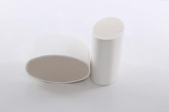 DPF の基質、すすフィルターのための陶磁器の蜜蜂の巣の触媒コンバーター