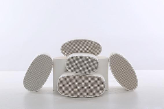 근청석 디젤 엔진 미립자 여과기, 백색 세라믹 기질