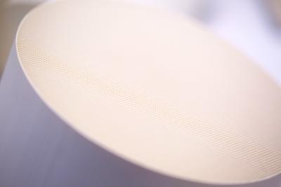 China 200CPSI DOC Alumina Ceramic Substrate For Catalytic Converter for sale