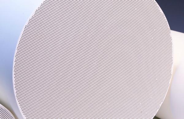 DPF の基質、すすフィルターのための陶磁器の蜜蜂の巣の触媒コンバーター