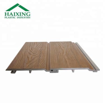 Cina Personalizzare il pannello di teak composito rivestimento di pareti per una soluzione esterna duratura in vendita
