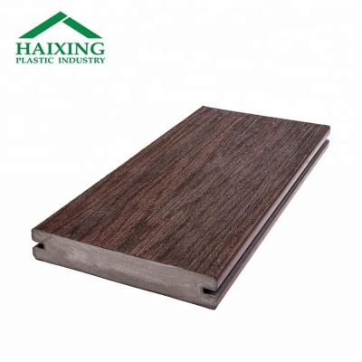 Cina Pavimenti per esterni impermeabili con ingegneria PVC pannelli compositi pavimenti a prezzi competitivi in vendita