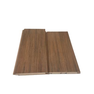 Cina Pavimenti compositi in legno e plastica rimovibili con copertura anti-UV e superficie da spazzolamento in vendita