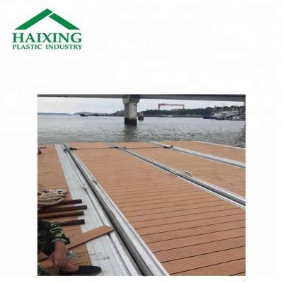China 19 cm Breite Kautschuk Marine Synthetisches PVC Rutschfester Weichwasserdicht Boot/Yacht Deck Boden zu verkaufen