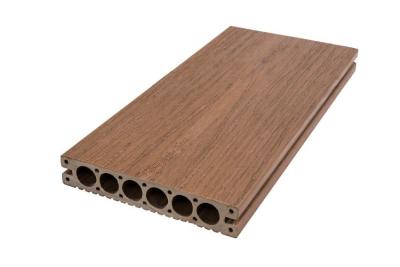 Cina Clica Installazione PVC Decking Board per terrazza esterno di legno di plastica composito Deck in vendita