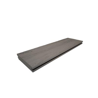 Cina Lussureggiante terrazzo solido a scanalatura con finitura matta e grani di legno opzionali in vendita