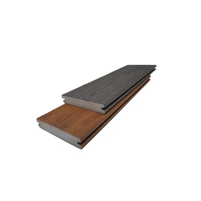Cina Lussureggiante terrazzo solido a scanalatura con finitura matta e grani di legno opzionali in vendita