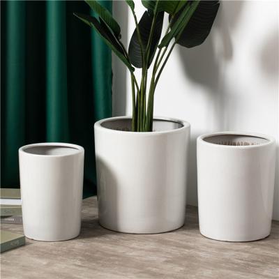 Cina Piantatrice ceramica bianca dei vasi degli ultimi di progettazione dell'hotel del corridoio della decorazione vasi da fiori all'aperto affidabili del cilindro la grande in vendita