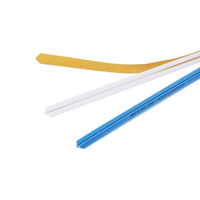 Cina Grafica Blu bianco giallo Basato su plastica Creasing Matrix Adhesive Creasing Channel per MQ 1 scatola in vendita