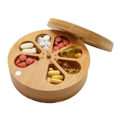 China 202405 Madeira Organizador de pílulas para viagens diárias e semanais e porta-pílulas Caixa de medicamentos vitamínicos à venda