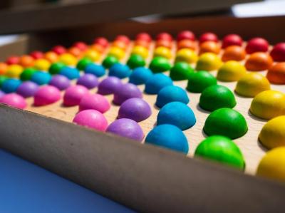 China Handmade Wooden Montessori Rainbow Color Learning Toy for 2-4 Years Old As Your Request for sale