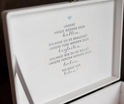 Cina Africa Regional Feature Custom Logo Memory Scatola di legno per l'amore in vendita