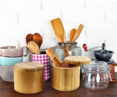 Cina Barattoli di spezie in vetro da 120 ml con coperchi di bambù Soluzione di stoccaggio naturale e che risparmia spazio in vendita