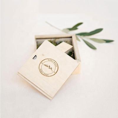 Cina Scatole regalo in cassa di legno su misura con coperchio scorrevole e stampaggio in vendita