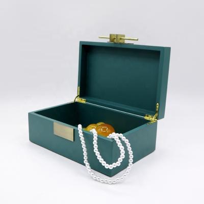 China Caixa de relógio de madeira de luxo personalizada com design ambiental e logotipo personalizado aceitável à venda