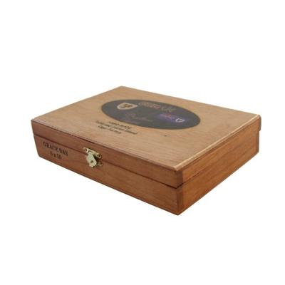 China FSC Certified Handmade Wood Cigarette Box with Customized Logo Printing and Packaging for sale
