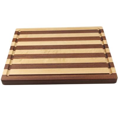 Cina Dispositivi da cucina a misura personalizzata Tavolo da taglio in legno massello multifunzionale con maniglia in vendita