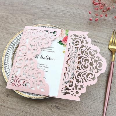 Cina Include una bellissima carta d'invito al matrimonio tagliata al laser in vendita