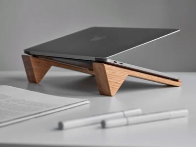 Cina Logo personalizzato Logo accettabile Verniciato Legno Laptop Stand per scrivania in vendita