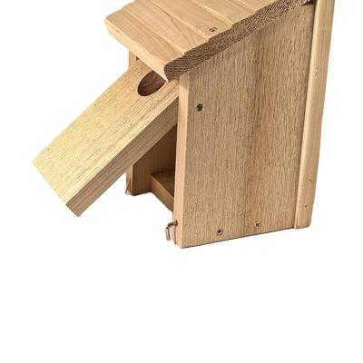 China Push-up Closure Solid Pattern Garden Decor Wooden Bird House with Front Porch for sale