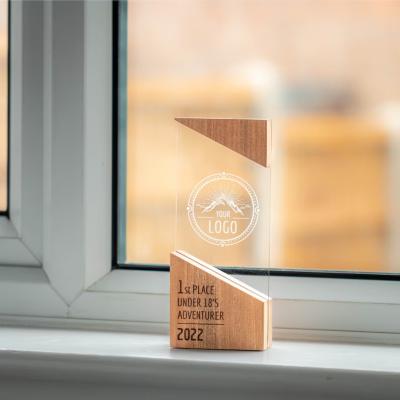 Cina Moderna Targa Legno Corrente Disegno Unico Personalizzato Legno Acrilico RISE Trofeo Premio in vendita