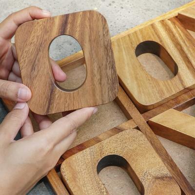 China Wooden XOXO Family Board Game for Women Perfect Travel or Backyard Entertainment for sale