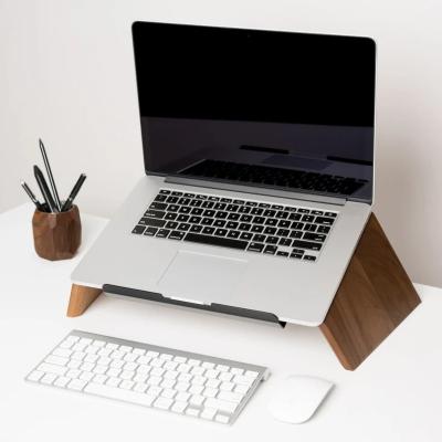 Cina Tenitore ergonomico per portatile in legno per accessori per scrivania in vendita