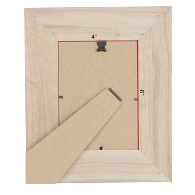 China Desktop Natural Wooden Photo Frame with Timeless Design 8.2 x 0.6 x 10.6 inches for sale