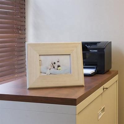 China Desktop Natural Wooden Photo Frame with Timeless Design 8.2 x 0.6 x 10.6 inches for sale