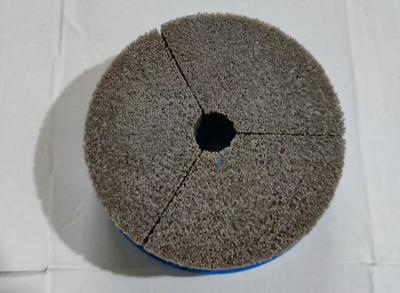 Cina Silicon Carbide Abrasive Filament Disc Wheel Polishing Brush Deburring in vendita