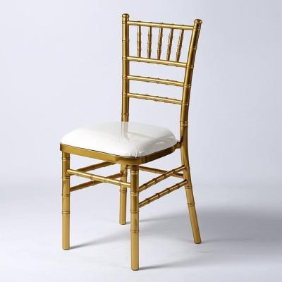 Cina Le nozze di acciaio inossidabile dell'oro presiedono gli affitti reali W49xD53xH94cm della sedia di nozze in vendita