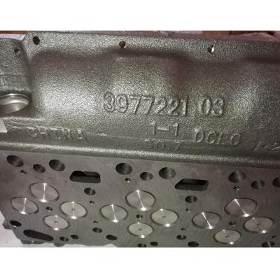 Cina Testate di cilindro del motore diesel di DCEC QSB 6,7 4936081 per il camion pesante in vendita