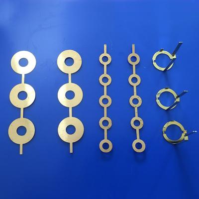China 7th Button Battery Connector Clip 28*28mm Iron Bracket L Shaped for sale