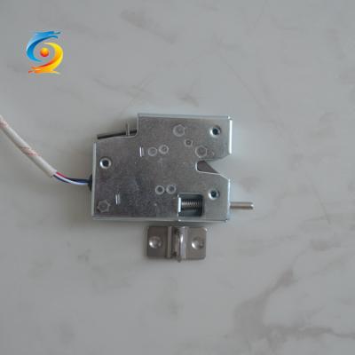 Cina Serratura intelligente in argento SPCC Serrature solenoidi Anti Pry Dc12v in vendita