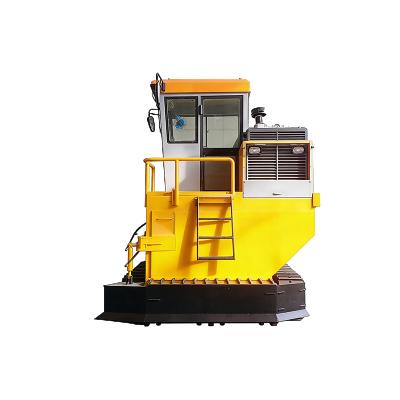 China Tracked Chassis Compost Fertilizer Machine Aerobic Turner Heavy Duty ODM for sale