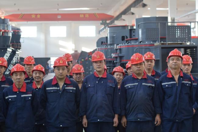 Mobile Tracked Concrete Impact Crusher Stone Crusher Line China Manufacturer