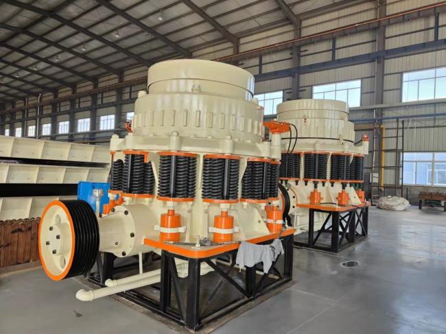 High Quality 60-300tph Ore/Stone Spring Cone Crusher China Manufacturer