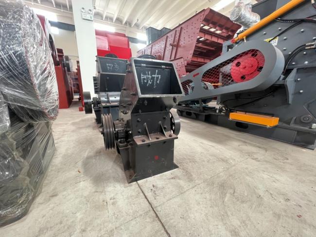 PC600*400 Large Building Stone River Pebble Hammer Crusher China Manufacturer
