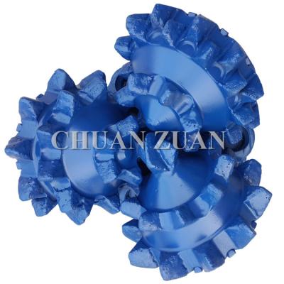 Cina Il rotolo ha forgiato lo scalpello a rulli triconico 12 6 a 1/4 pollici il 5/8 di collegamento del filo del registro di api in vendita