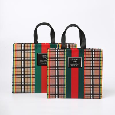 China Custom reusable personalized pp nonwoven shopping bag with logo for sale
