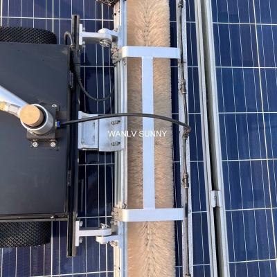 Cina Robot di pulizia fotovoltaica personalizzato per pannelli solari Principio di vendita Pulizia fisica in vendita