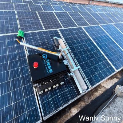 Cina Soluzione di pulizia rapida e solare dei pannelli con controllo remoto Tempo di resistenza 5 ore in vendita
