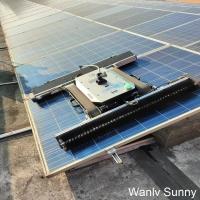 China Electric Solar Panel Cleaning Robot Anti-Falling Control 120W 24V Maintenance Solution for sale