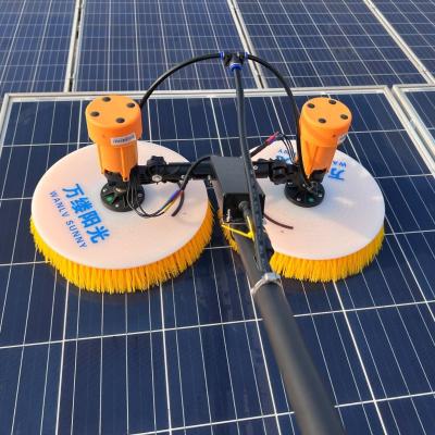 China Pincel elétrico de cabeça dupla para limpeza de painéis fotovoltaicos 1 ano Serviço pós-venda à venda