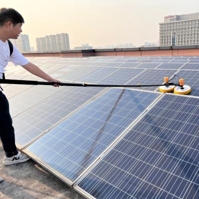 China Unterstützte OEM-Doppelversorgung 3.5M Teleskop-Stäbe Solarreinigungsbürste für Photovoltaik-Farmen zu verkaufen