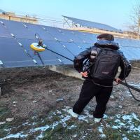 China Backpack Battery Single Head Rotating Brush 5.5M Extension Pole for Solar Panel Cleaning for sale