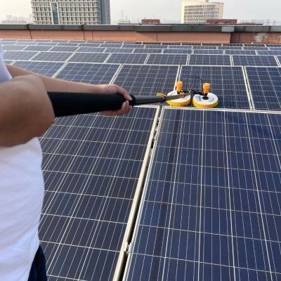 China Volledige betaling 7.5 meter zonnepaneel schoonmaak wasstok met dubbelkop schoonmaakrobot Te koop